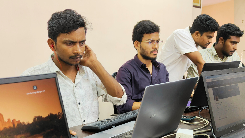 Skills Uprise | India's Best Training Programs | Online Courses ...